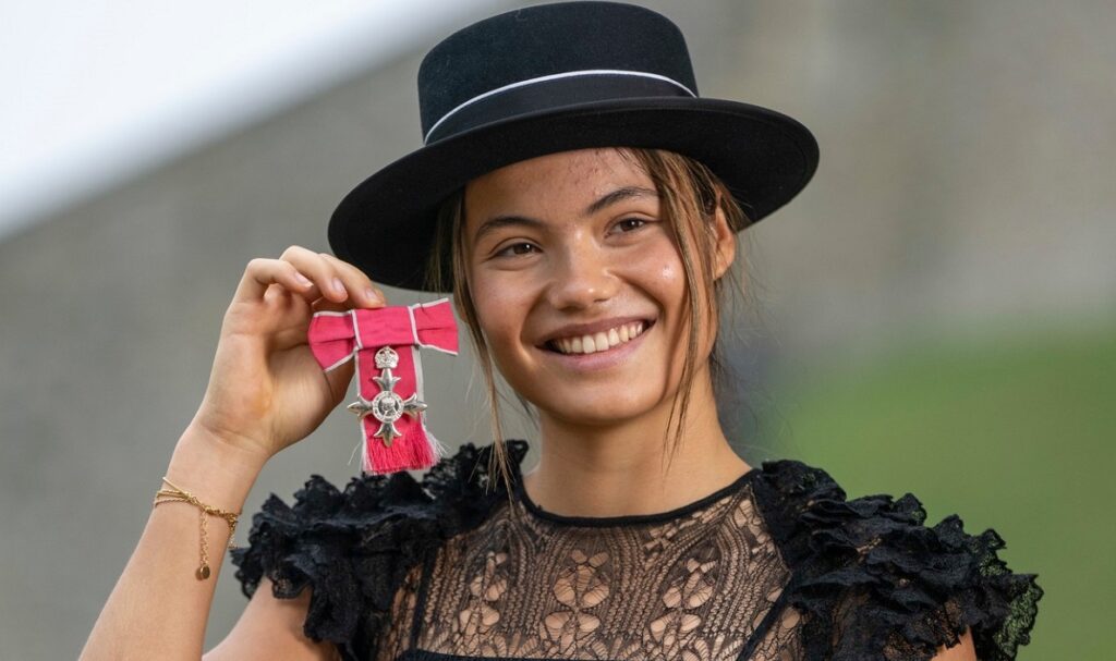 Emma Răducanu, criticată după decizia de a-și angaja un antrenor rus ...